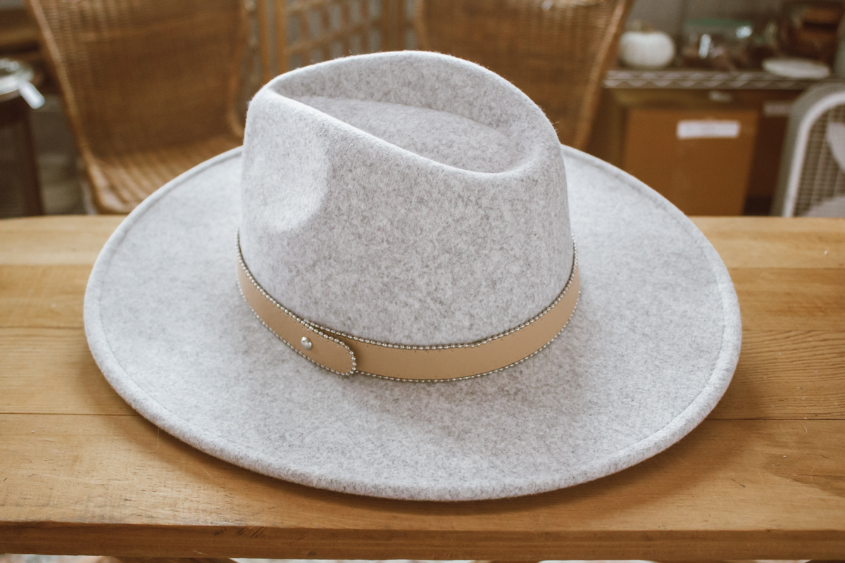 Light Gray With Tan Band Suede Hat - The TAYLOR'd Home