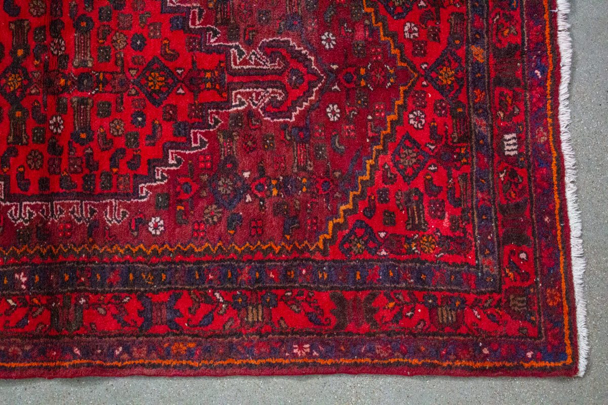 Anton Red Rug - Sugar Creek Event Rentals